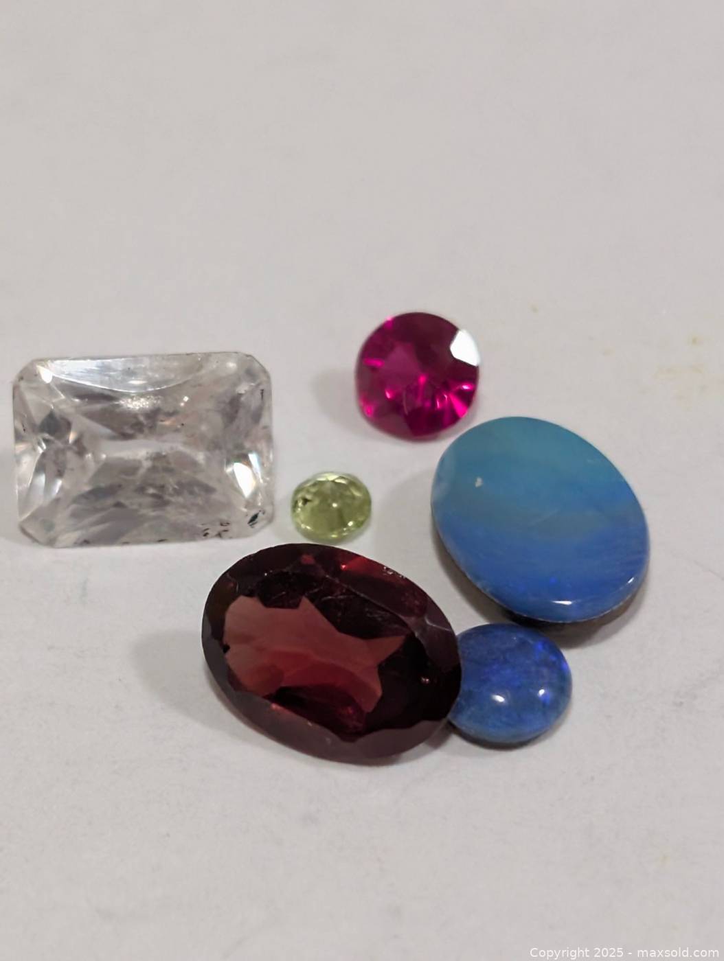 Loose genuine assorted gemstones approx 5ct | Maxsold