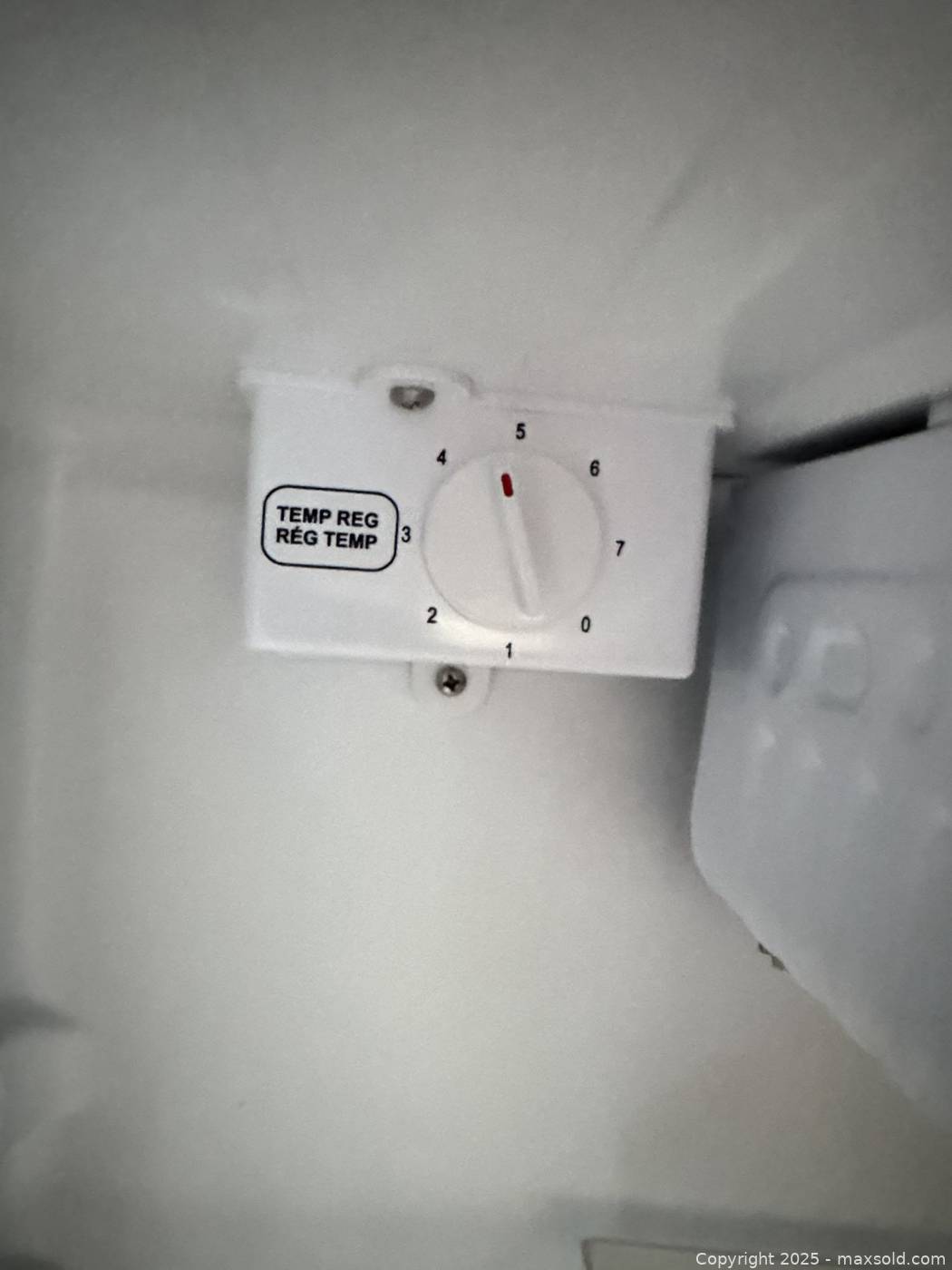 Master Chef mini fridge | Maxsold