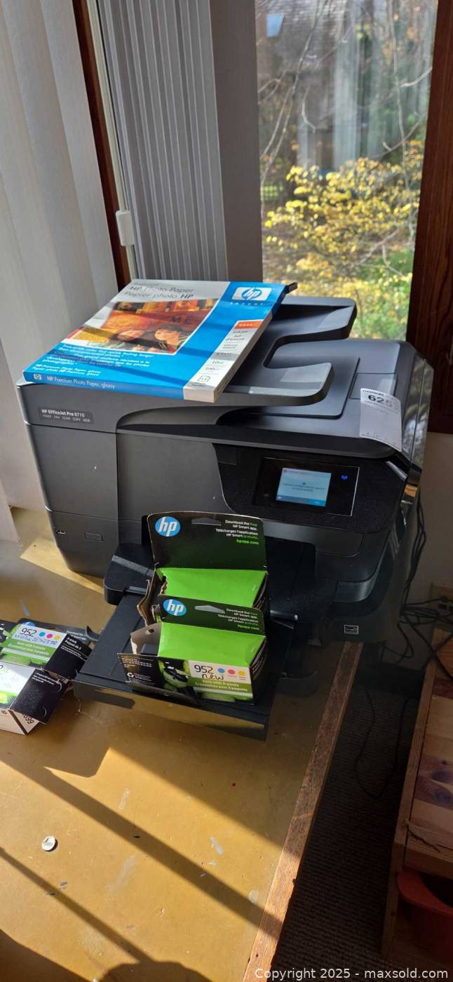 HP OfficeJet Pro 8710 all-in-one inkjet printer with HP 952 ink ...