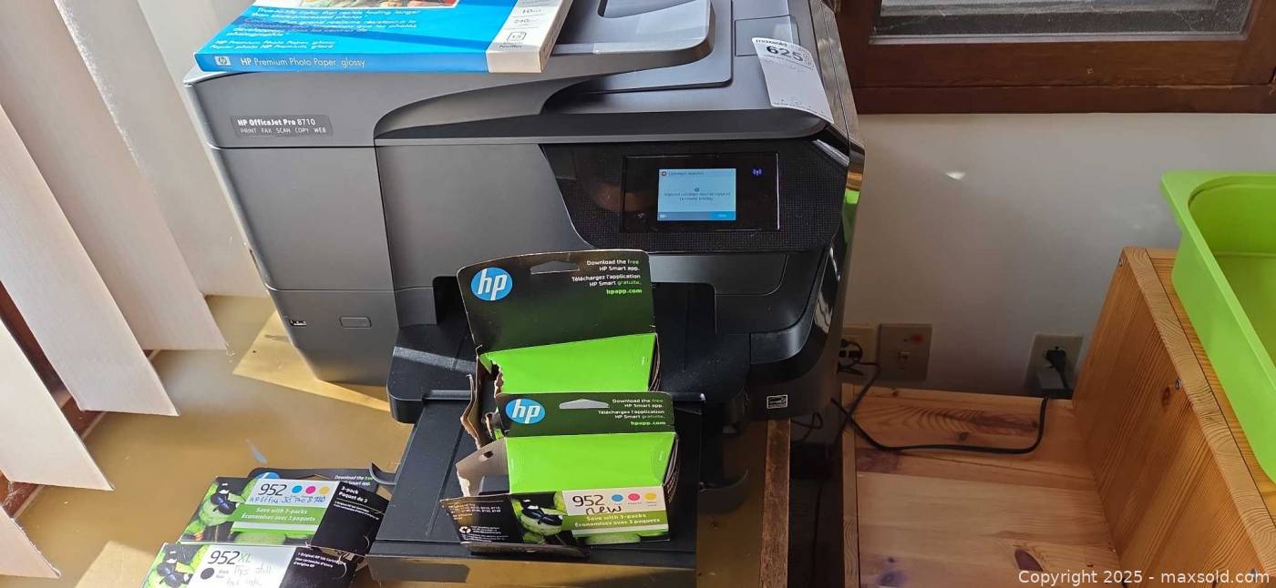 HP OfficeJet Pro 8710 all-in-one inkjet printer with HP 952 ink ...