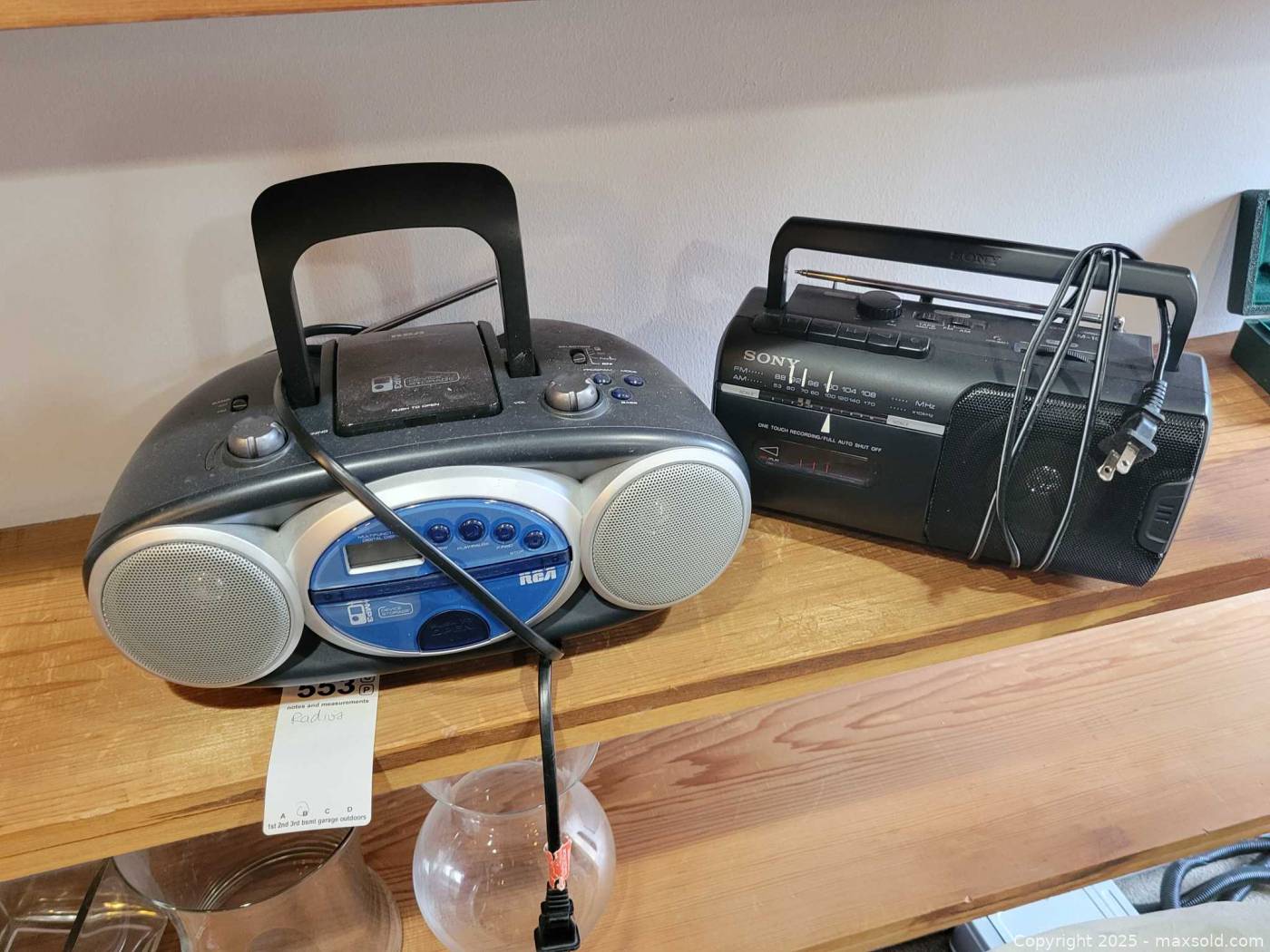 RCA and Sony portable boomboxes | Maxsold