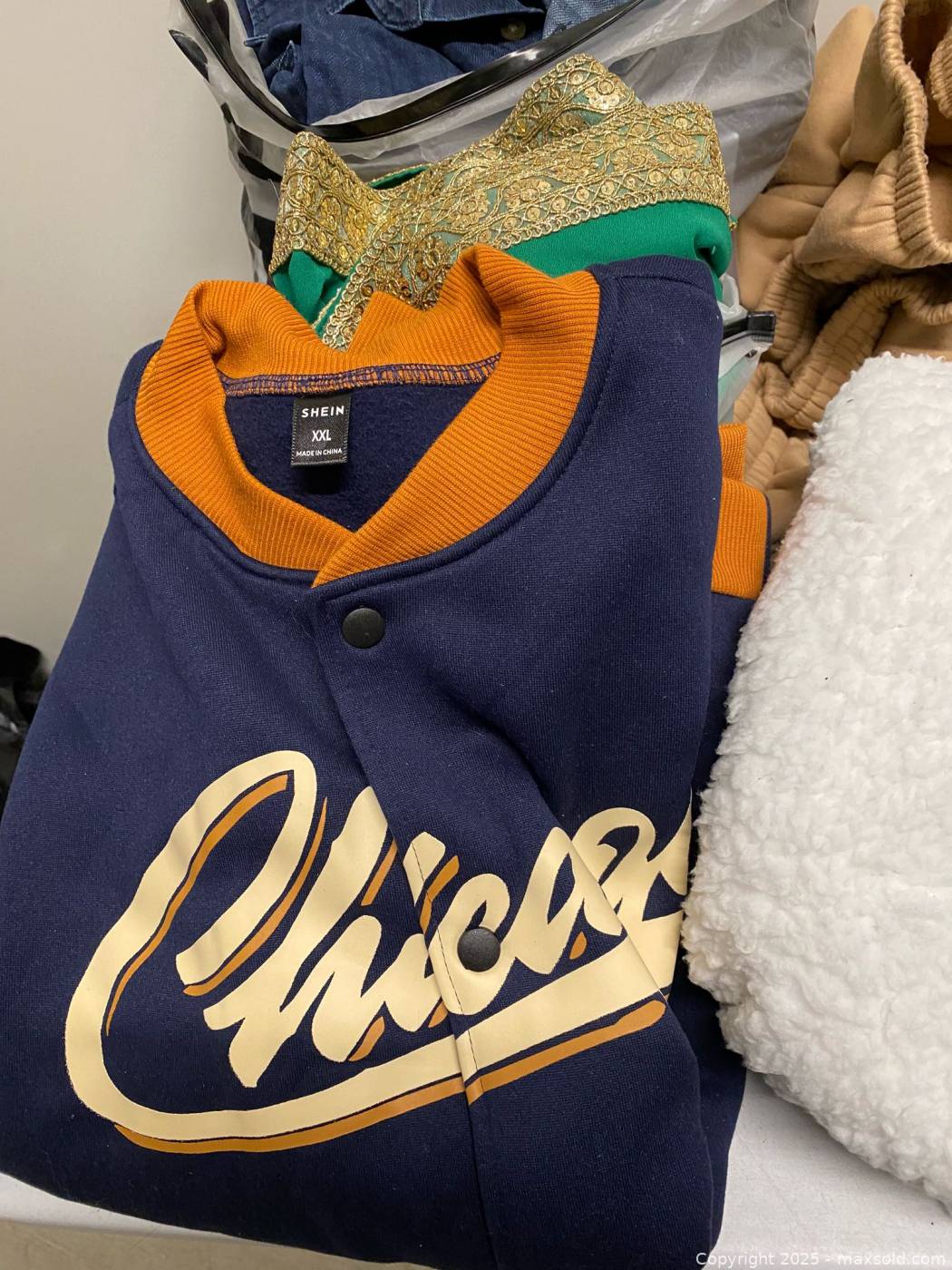 Mixed Men’s & Women’s Clothing Lot | Maxsold