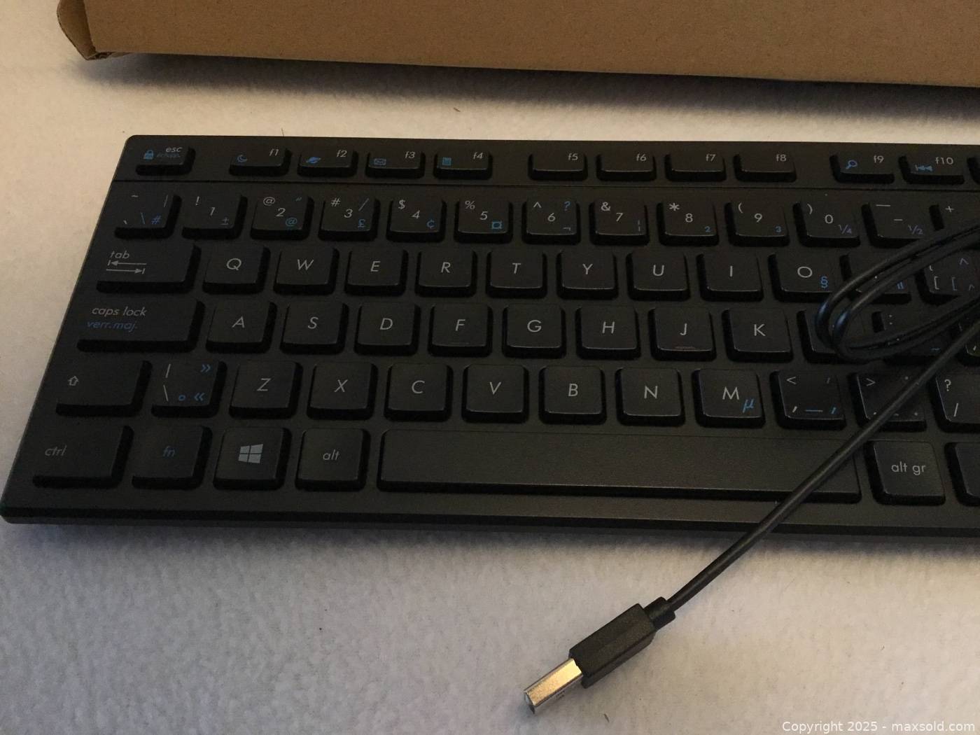 Kensington wired USB bilingual keyboard, new | Maxsold