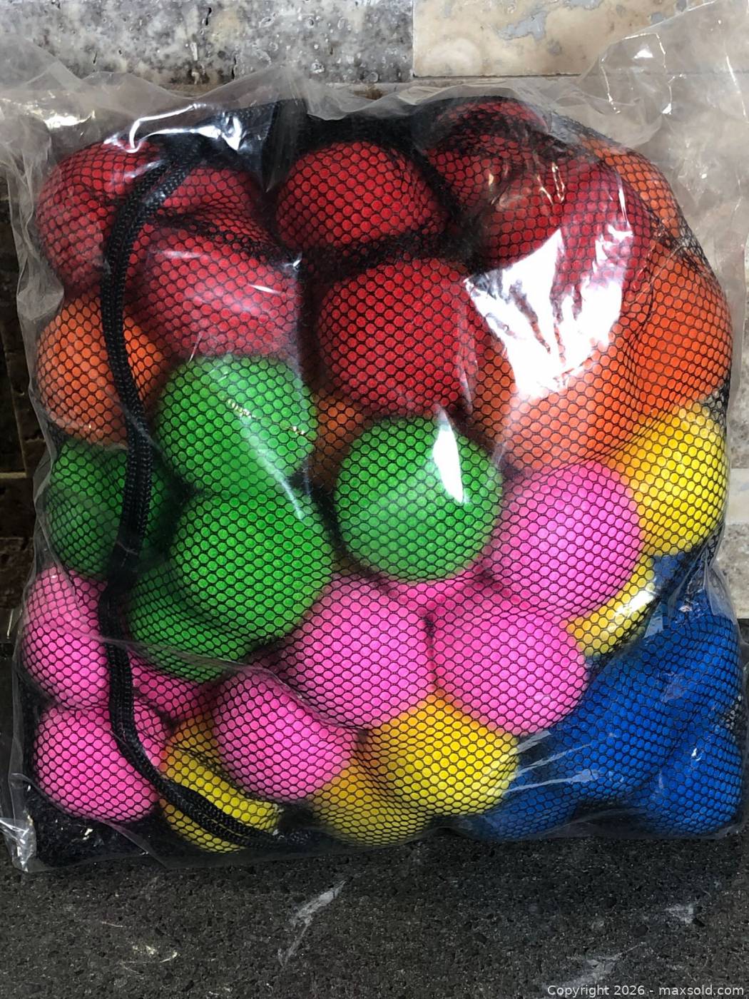 Bag of 60 reusable water balloon balls | Maxsold