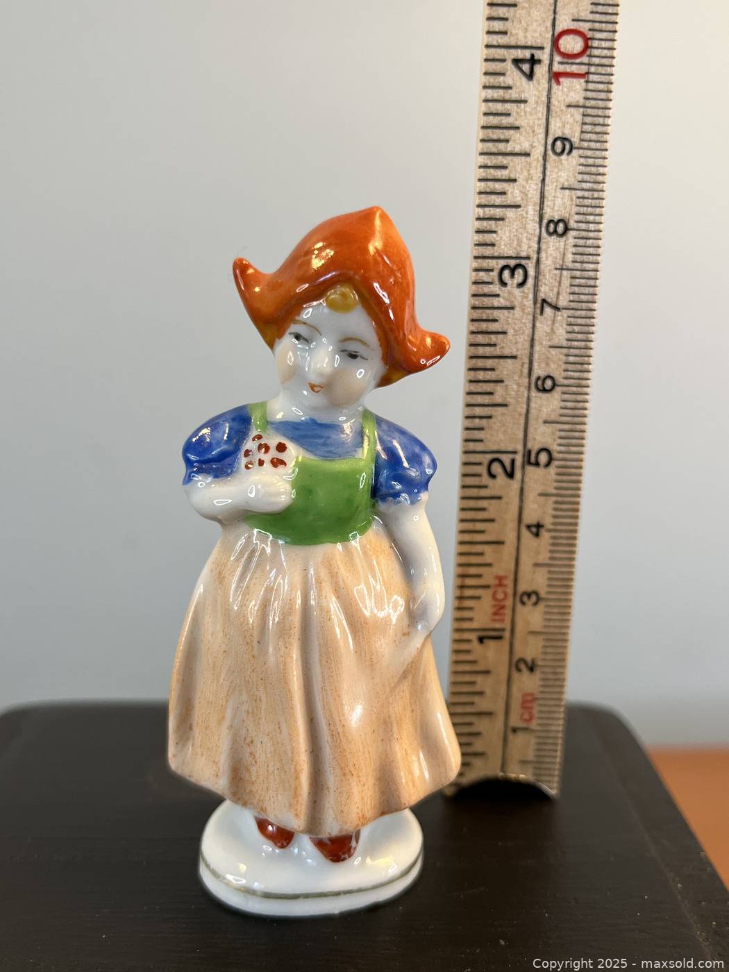 Occupied Japan porcelain figurines x6 | Maxsold