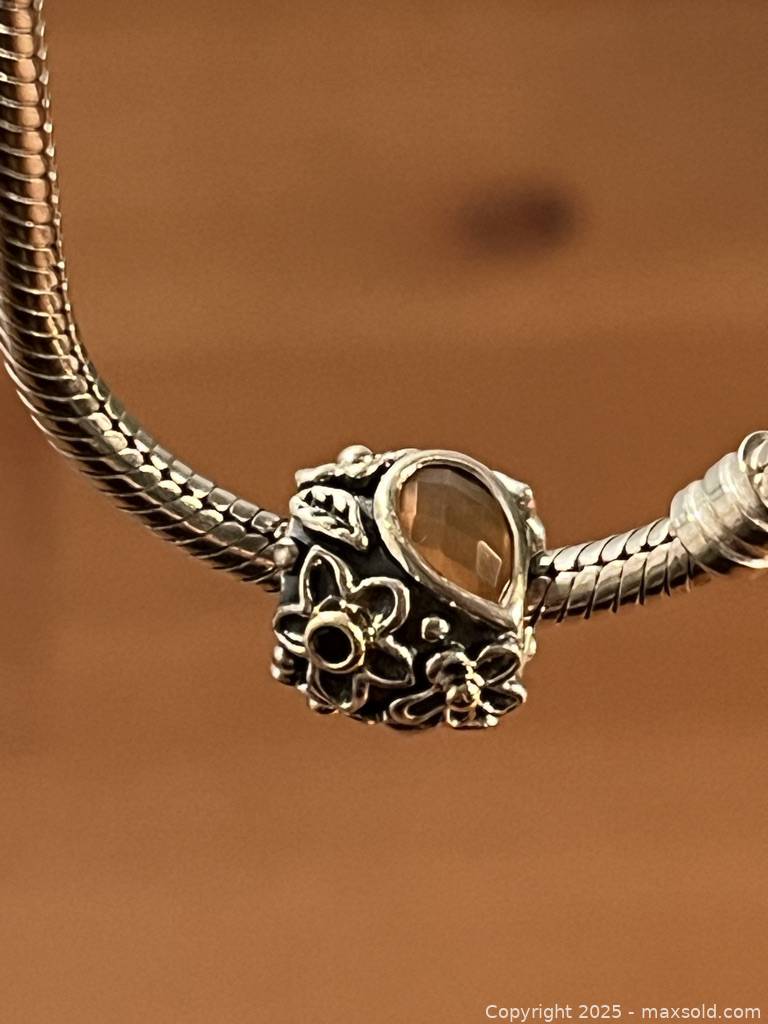 Pandora two-tone sterling silver floral charm | Maxsold