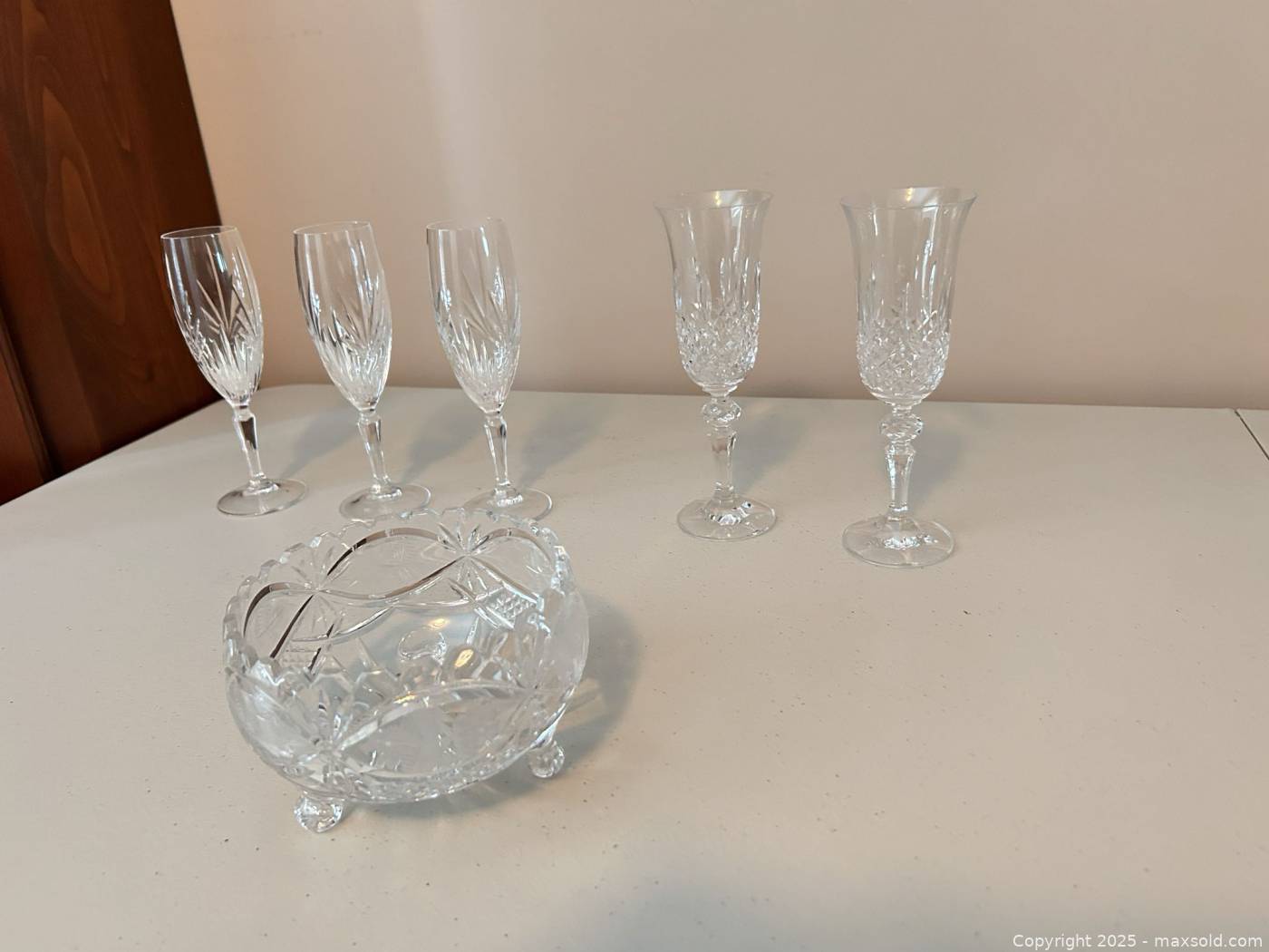 Cut crystal stemware and footed bowl | Maxsold