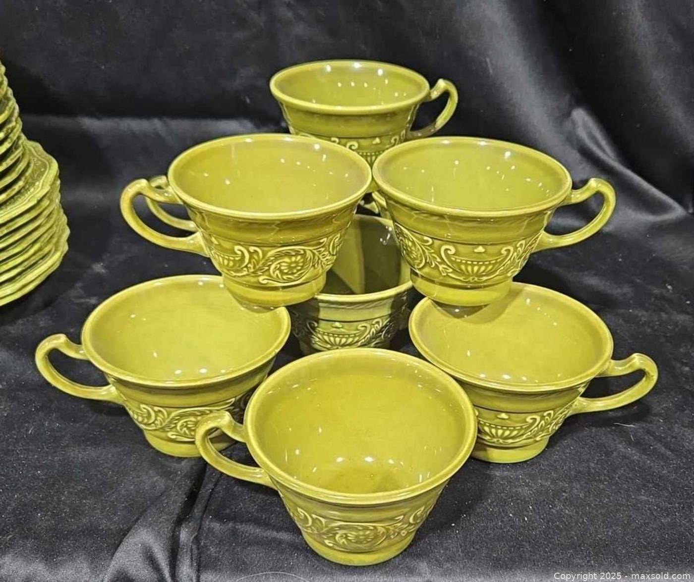 Canonsburg Regency Ironstone Green Dinnerware Set | Maxsold