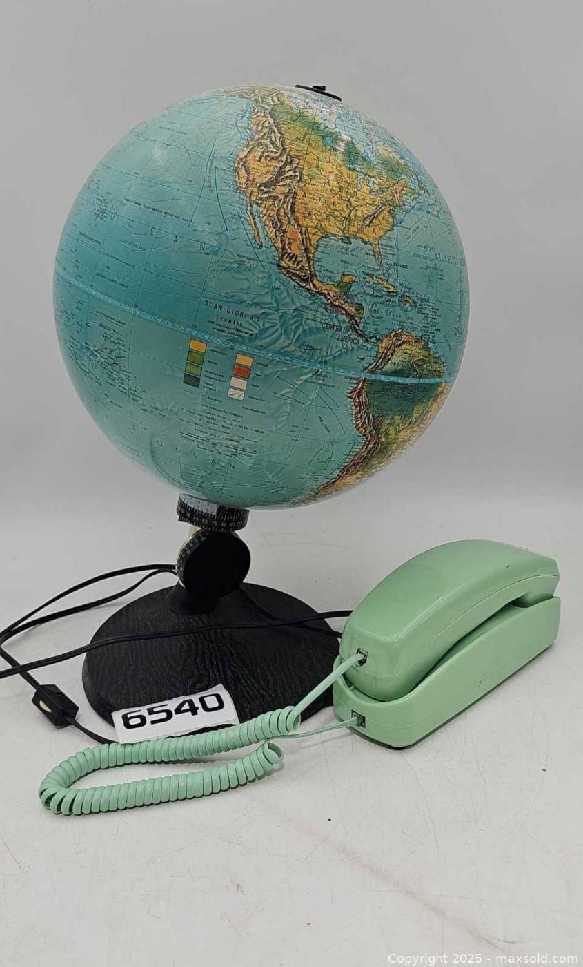 Vintage Scan-Globe illuminated globe and princess telephone | Maxsold