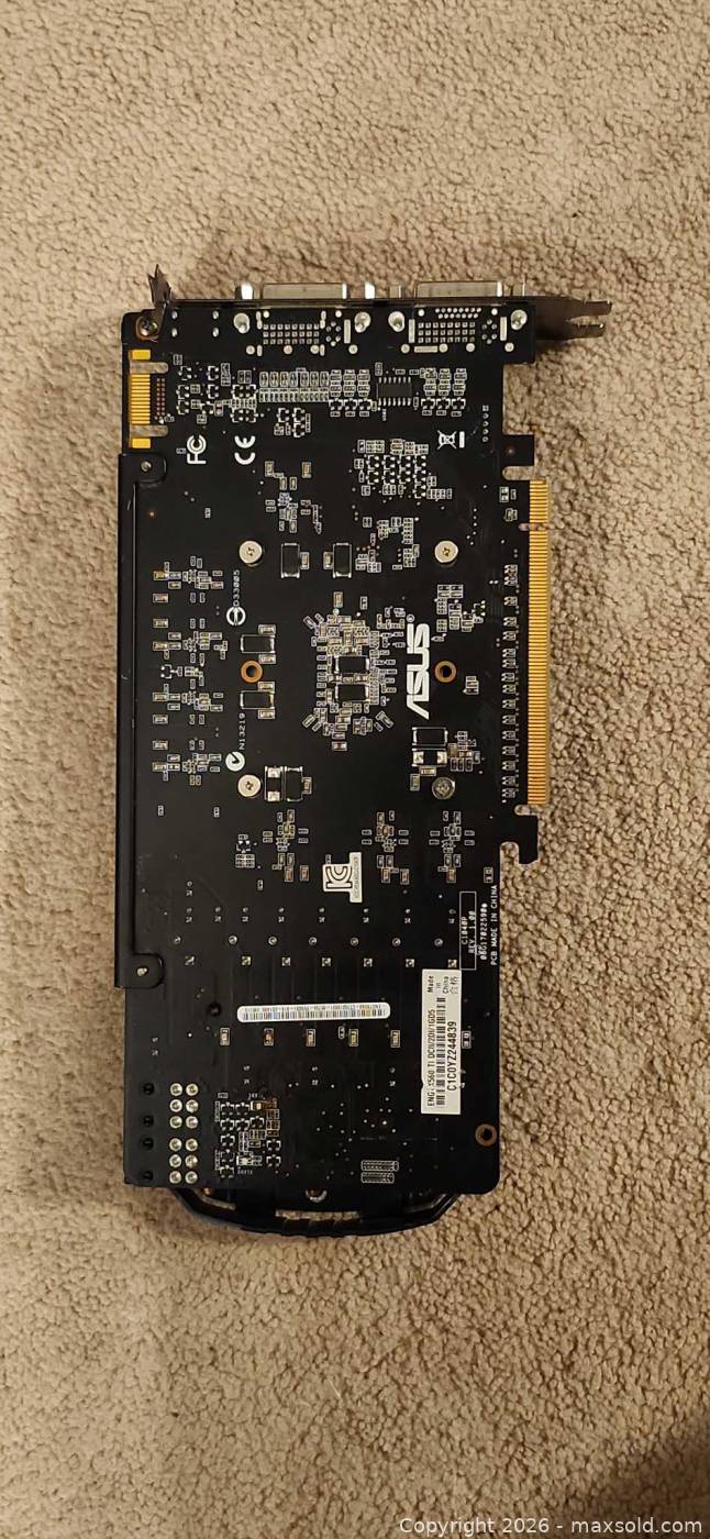 ASUS GeForce GTX 560 Ti DirectCU II graphics card | Maxsold
