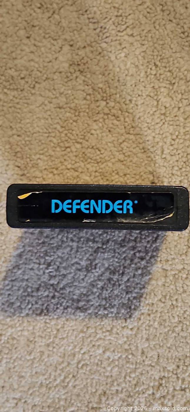 1981 Atari Defender game cartridge | Maxsold