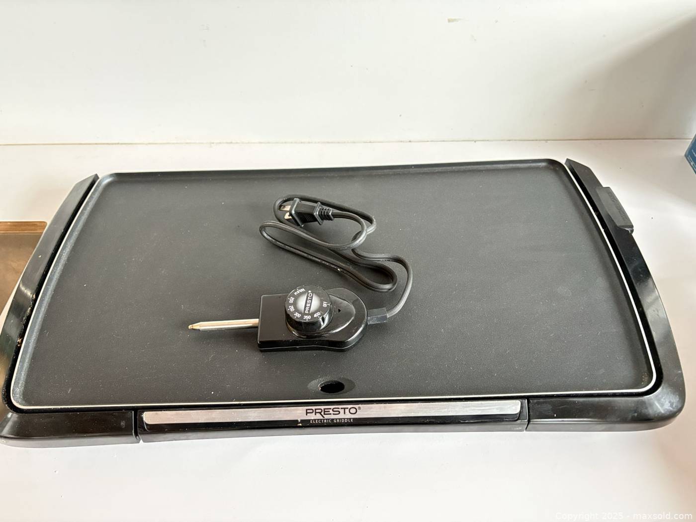 Presto Cool Touch Electric Non-Stick Griddle | Maxsold