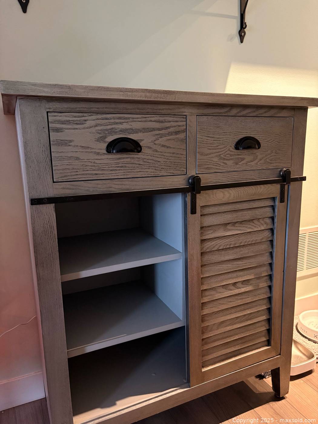 Wood-look storage and wine cabinet | Maxsold