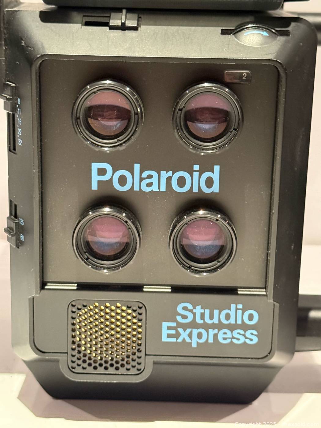 Polaroid Studio Express Model 403 camera with film holder | Maxsold