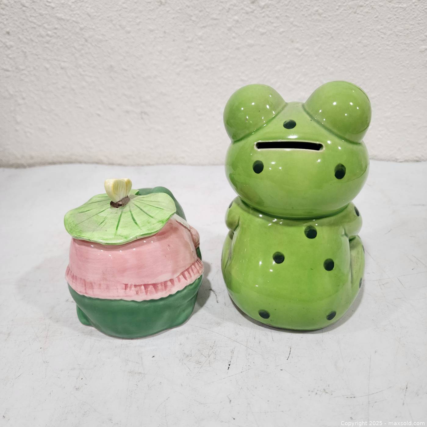 Ceramic Frog Trinket Box and Coin Bank | Maxsold