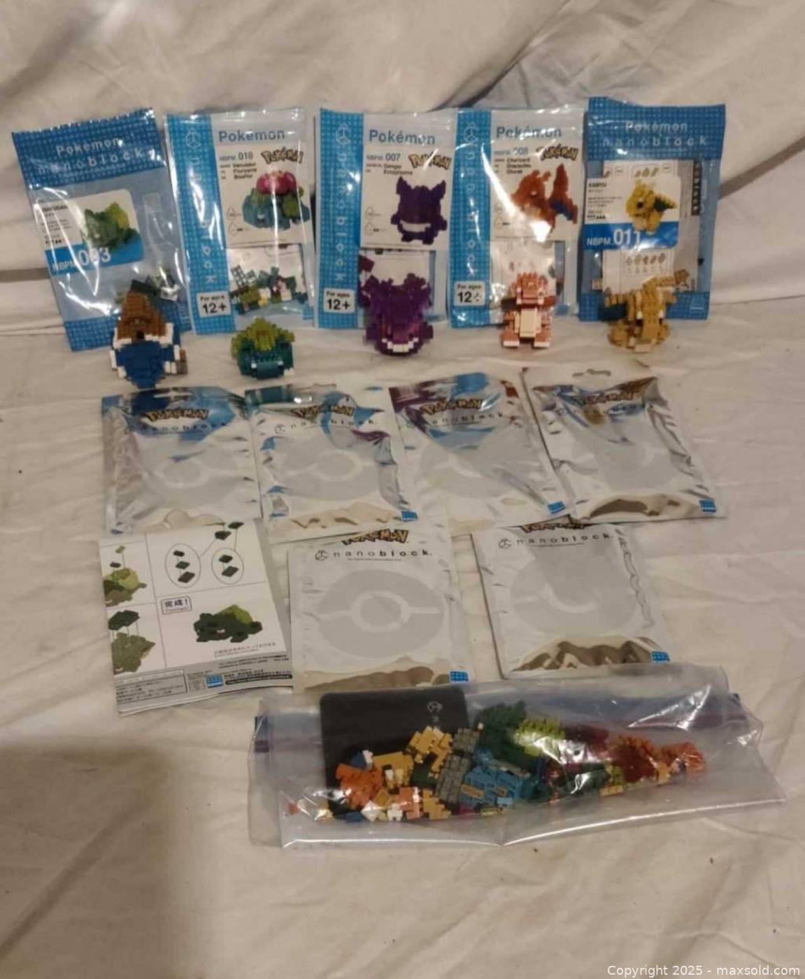 Nanoblock Pokémon sets Bulbasaur Ivysaur Venusaur Gengar Charizard ...