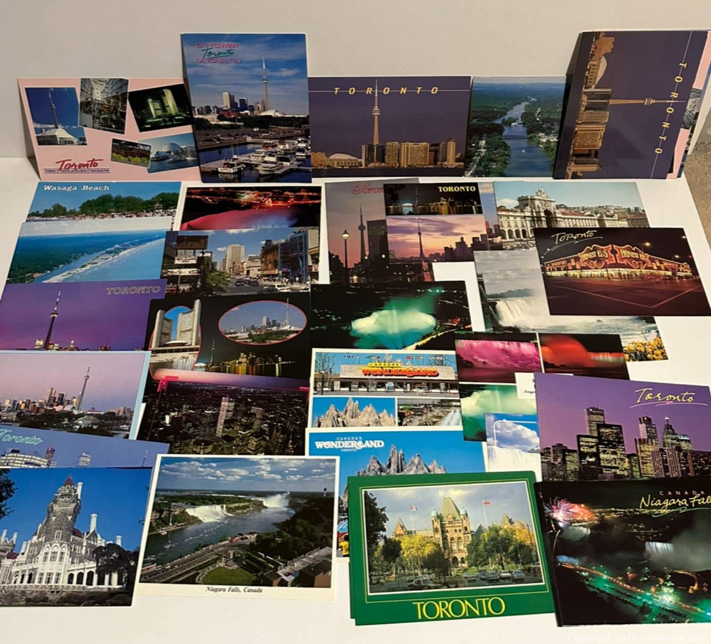 Vintage Ontario Postcards Collection 35+ | Maxsold