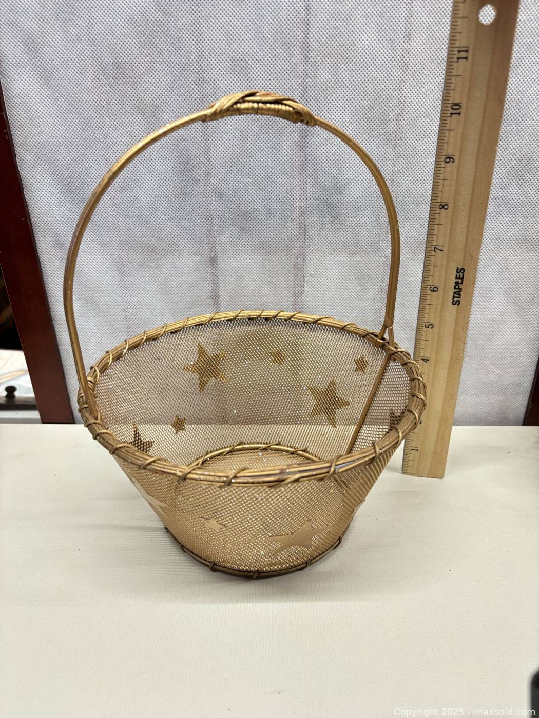 Decorative star baskets, ornaments, trees, candle holders and timers ...