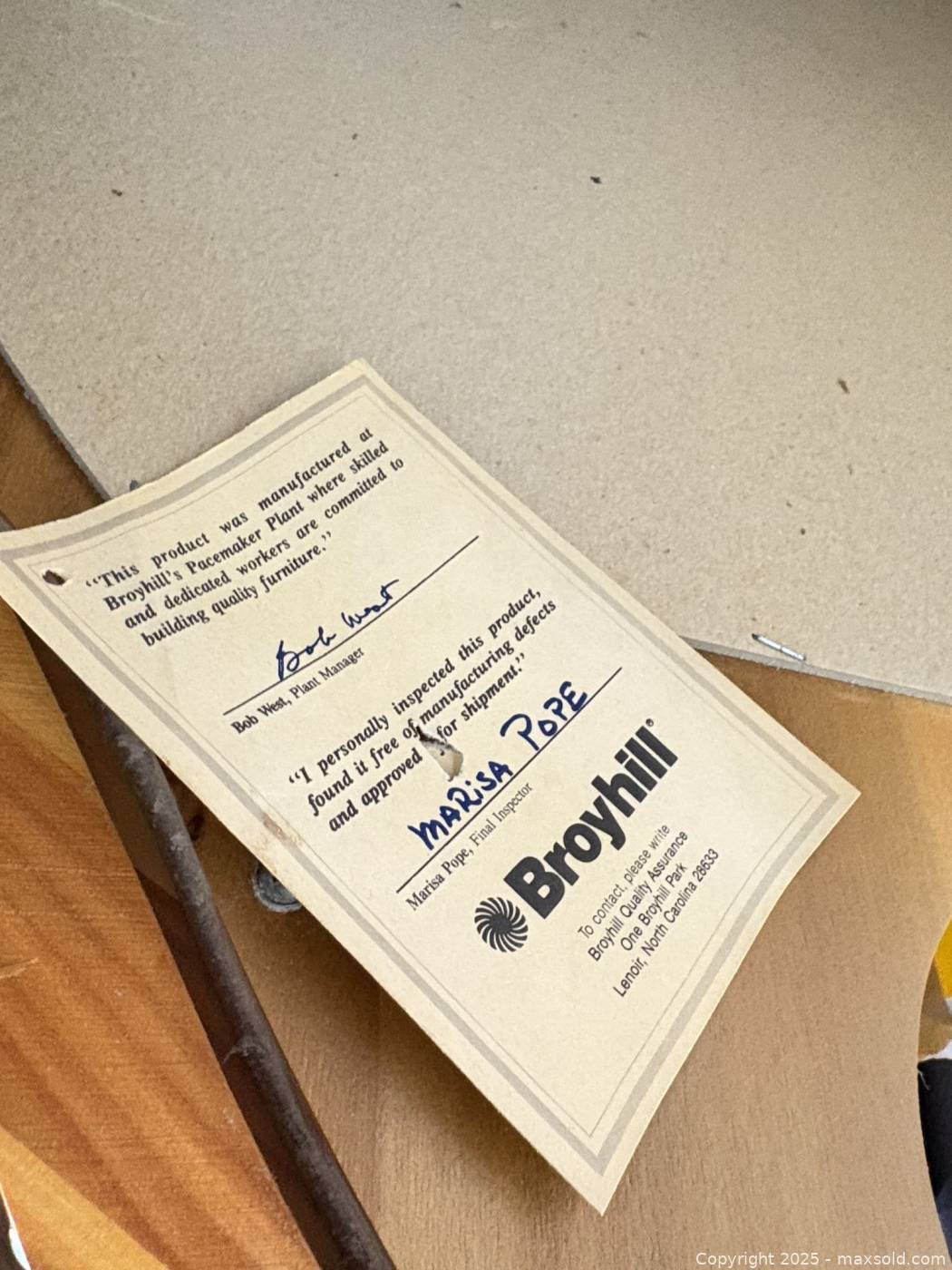 Broyhill honey wood crest wall mirror | Maxsold