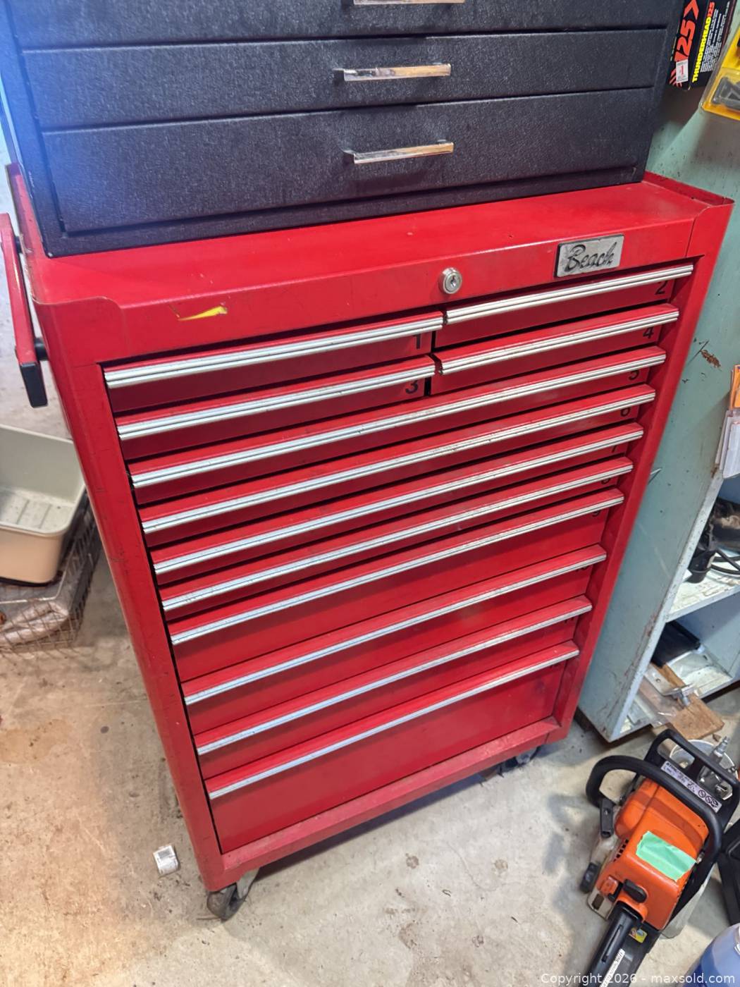 Beach red rolling tool cabinet 27x18x42in | Maxsold