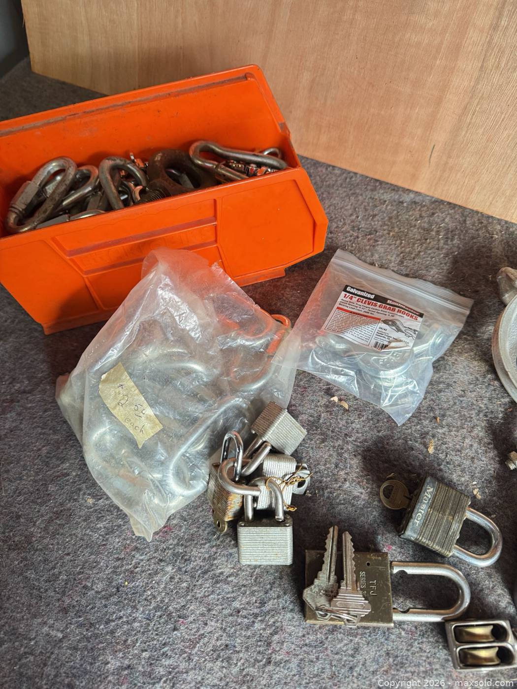 Clevis and padlocks assortment | Maxsold