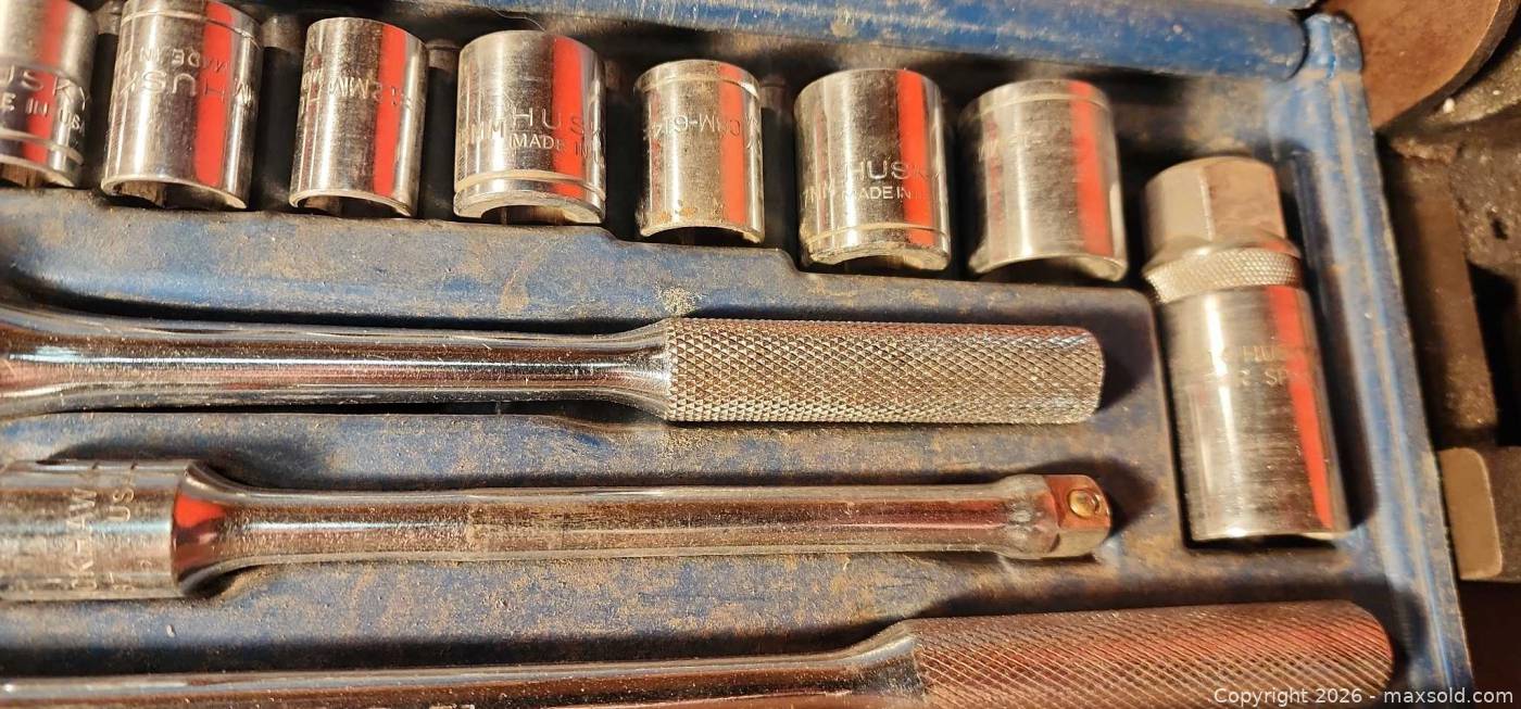 Husky metric socket set and vise | Maxsold