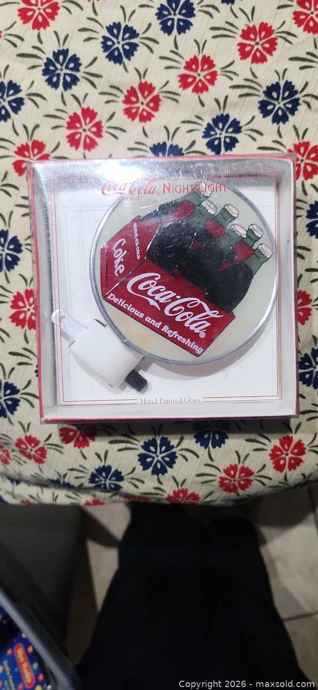 Vintage Coca-Cola Plug-In Night Light | Maxsold