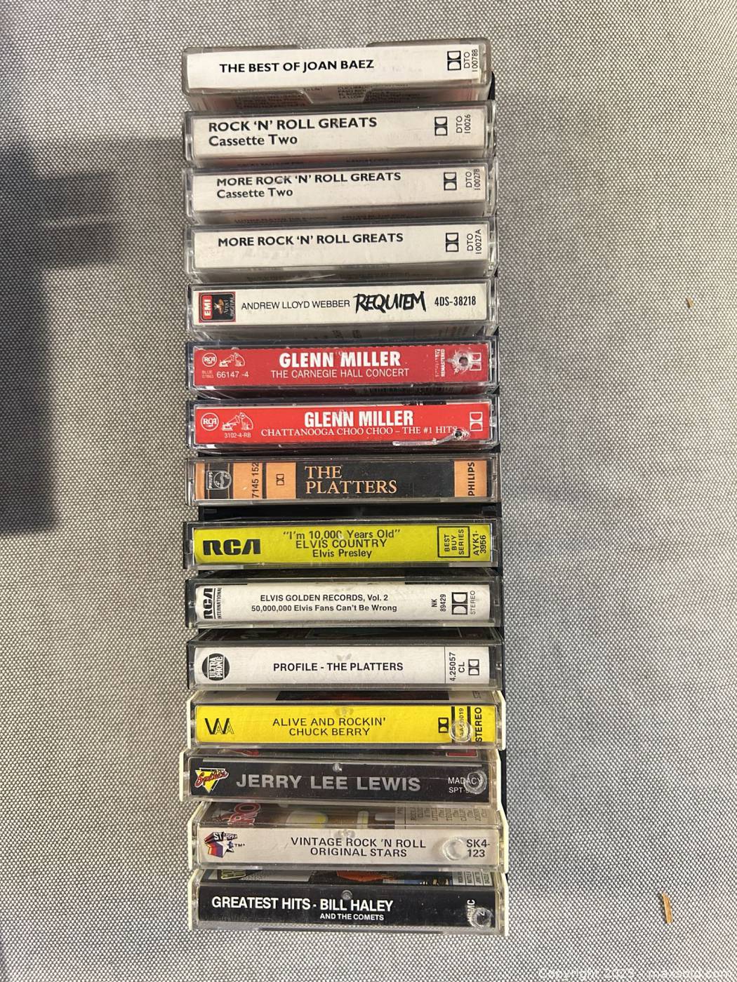 24 Vintage Jazz & Rock Cassette Tapes | Maxsold