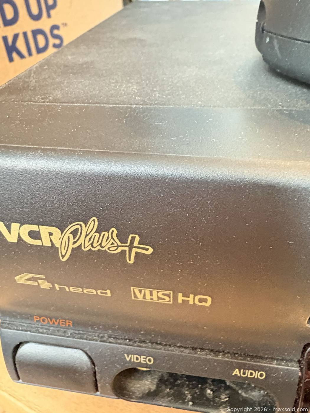 Philips VHS VCR with remote control | Maxsold