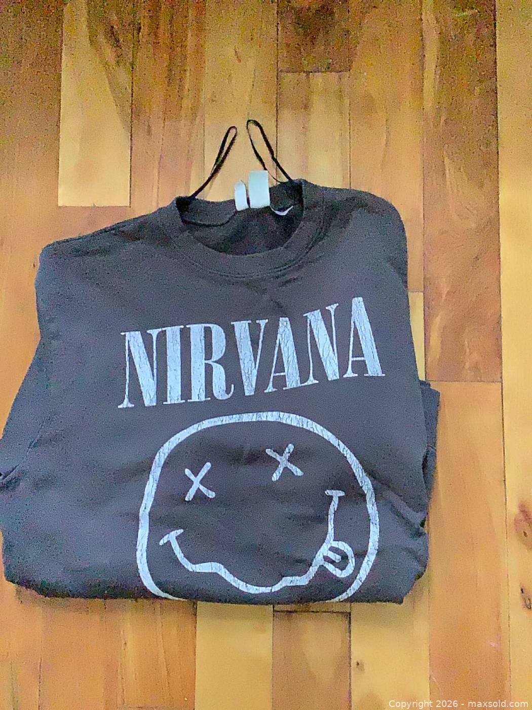 Nirvana long sleeve sweatshirt size S | Maxsold