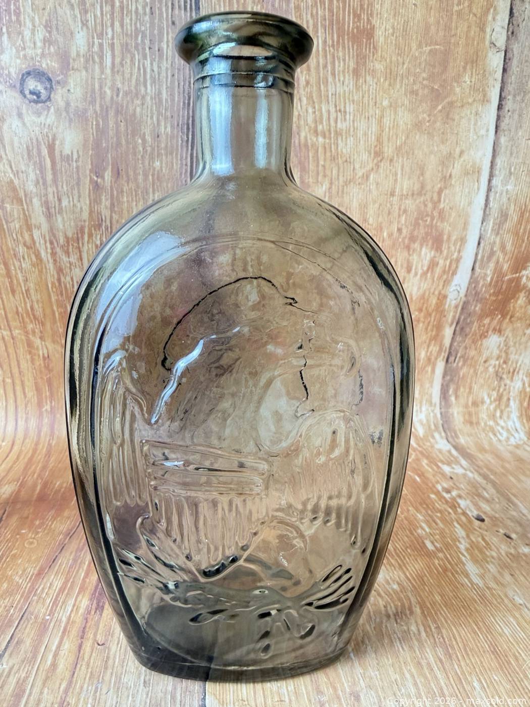 Shibata Ceramic Vase, Metallic Bud Vase, Embossed Glass Bottle | Maxsold