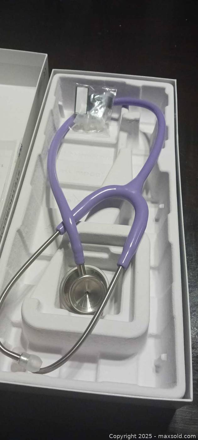Brand new MDF Instruments stethoscope | Maxsold