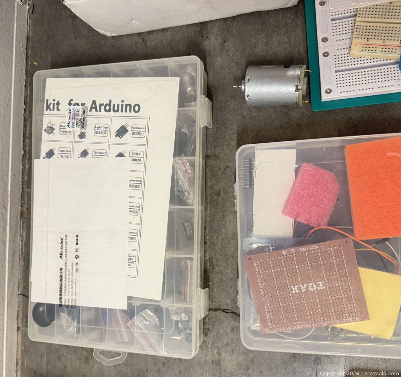Arduino electronic learning kits assortment | Maxsold