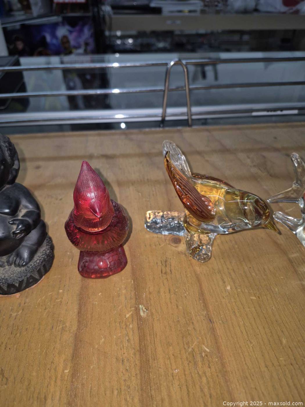 Coco Joe lava Menehune, glass birds, fish, elephant, ox figurines | Maxsold
