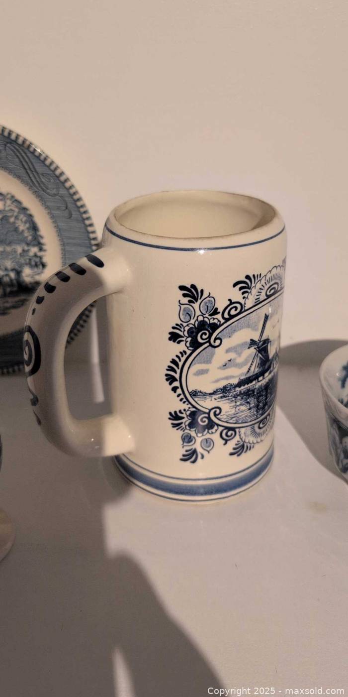 Blue Delft-style transferware ceramic drinkware and plate set | Maxsold