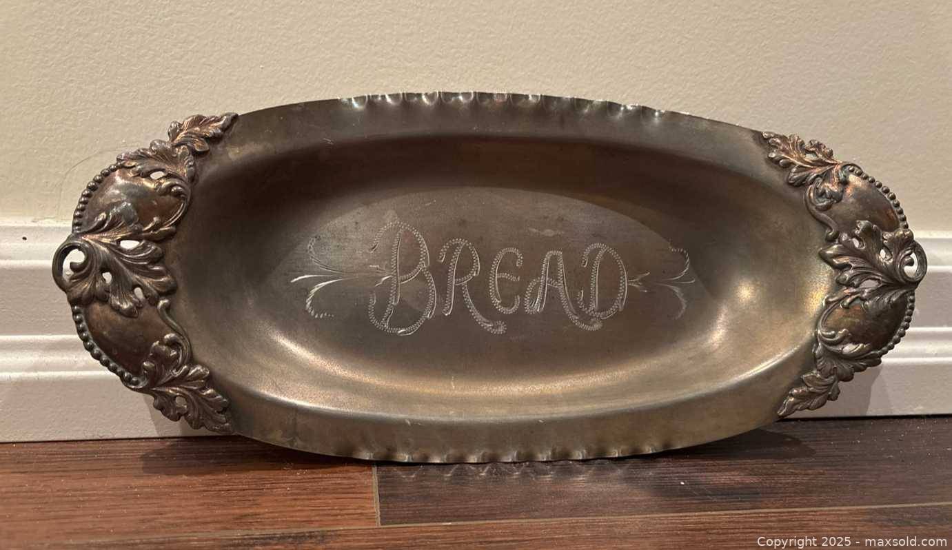 Silver plate bread serving tray | Maxsold