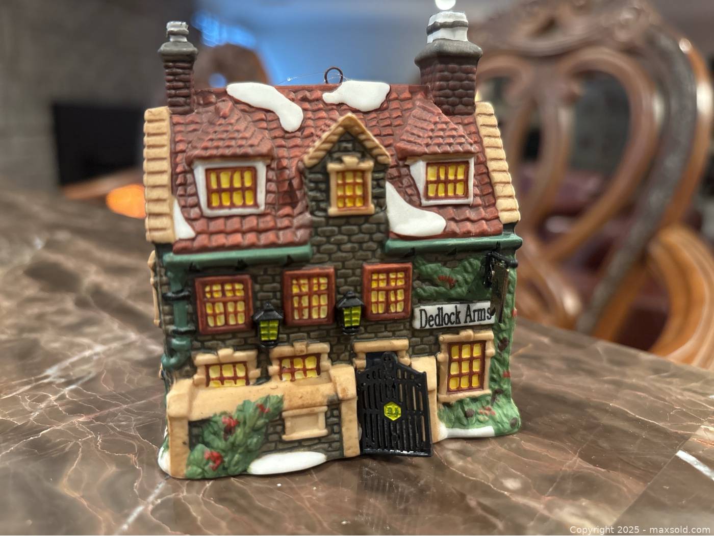 Department 56 Dickens Dedlock Arms Ornaments 14 | Maxsold