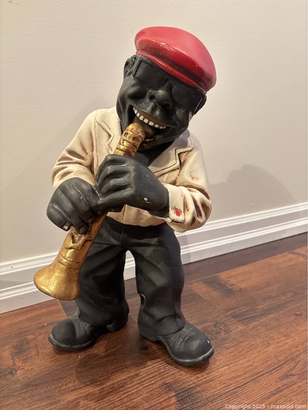 Resin jazz musician statue 18" | Maxsold