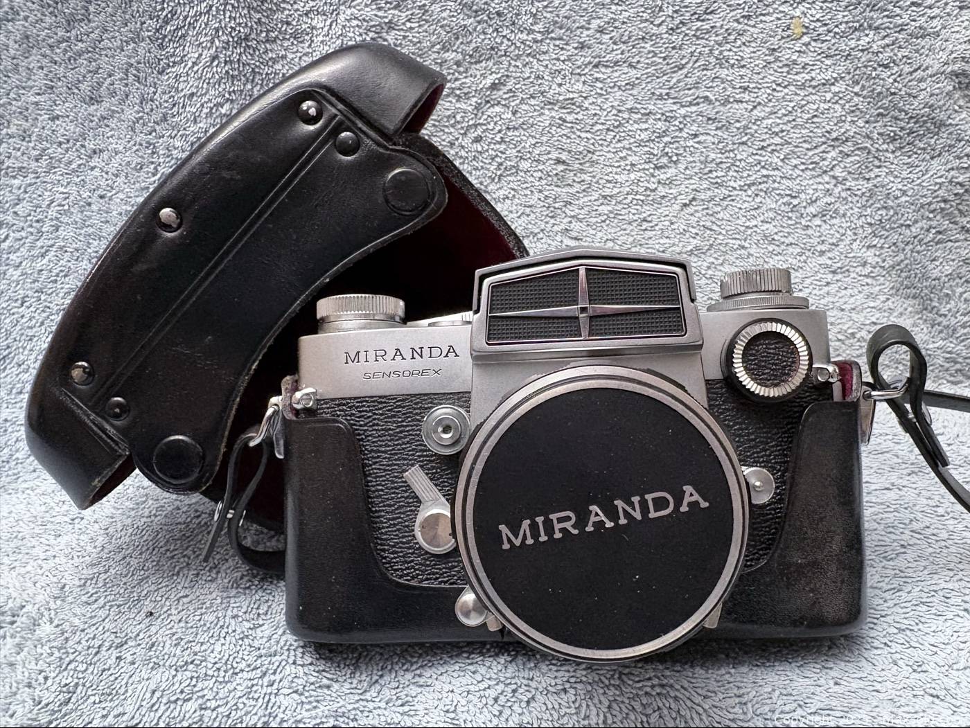 Miranda Sensorex 35mm SLR Camera Kit | Maxsold