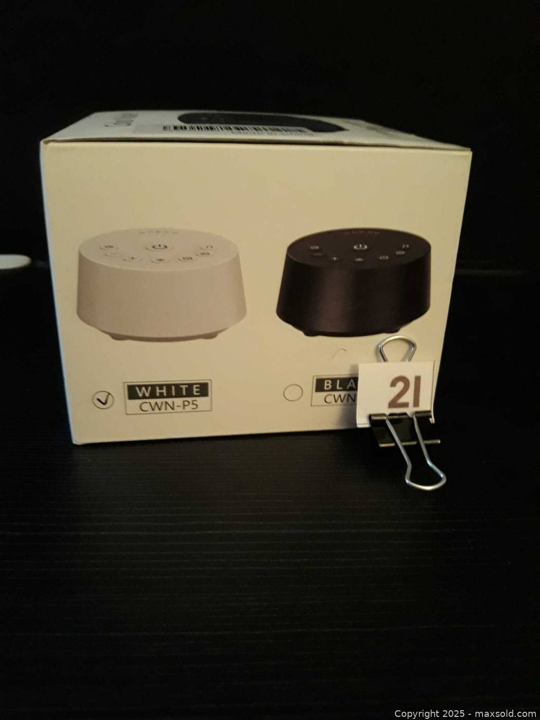 Color Noise white noise machine CWN-P5 | Maxsold