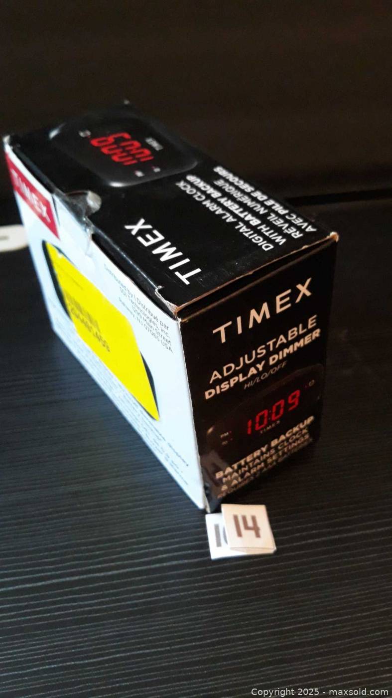 Timex digital alarm clock with battery backup | Maxsold