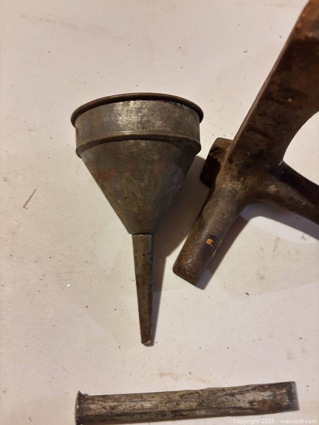 Cobbler's Shoe Anvil, Funnel and Steel Rods | Maxsold