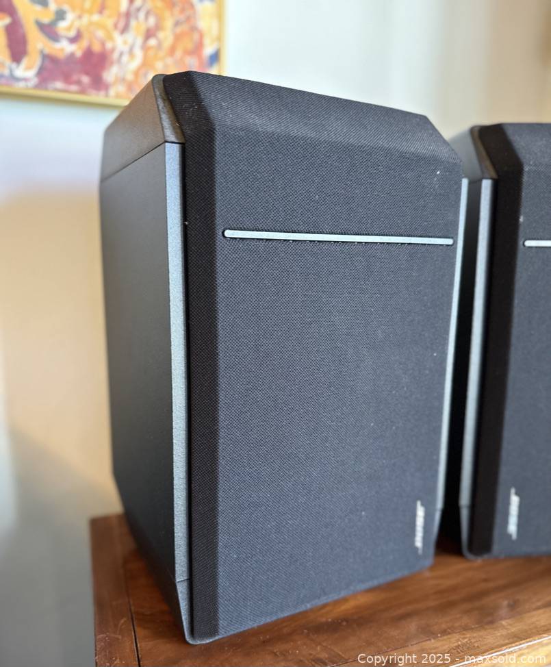 Bose 301 Series IV direct/reflecting speakers | Maxsold