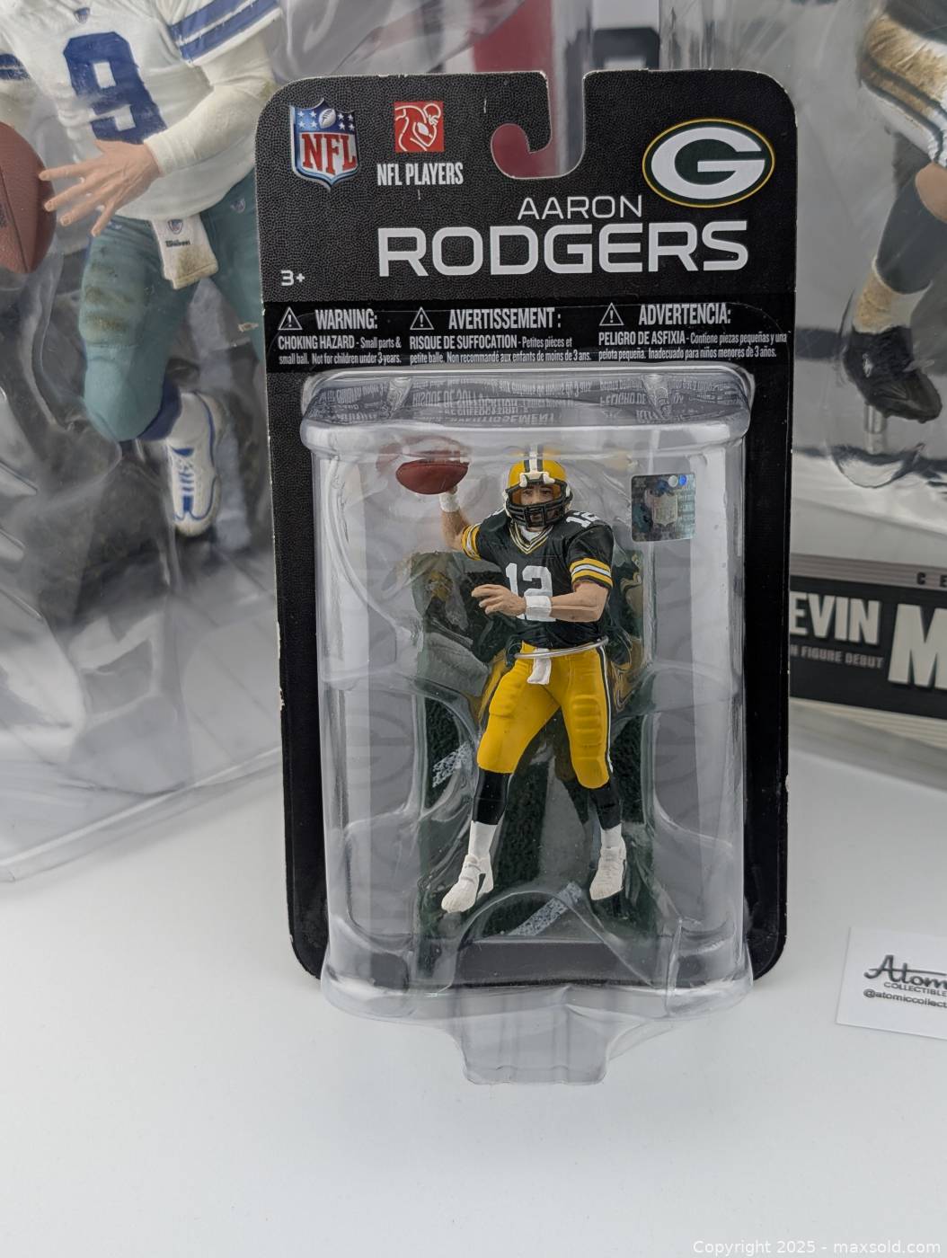 McFarlane NFL action figures Aaron Rodgers Tony Romo Kevin Mawae | Maxsold