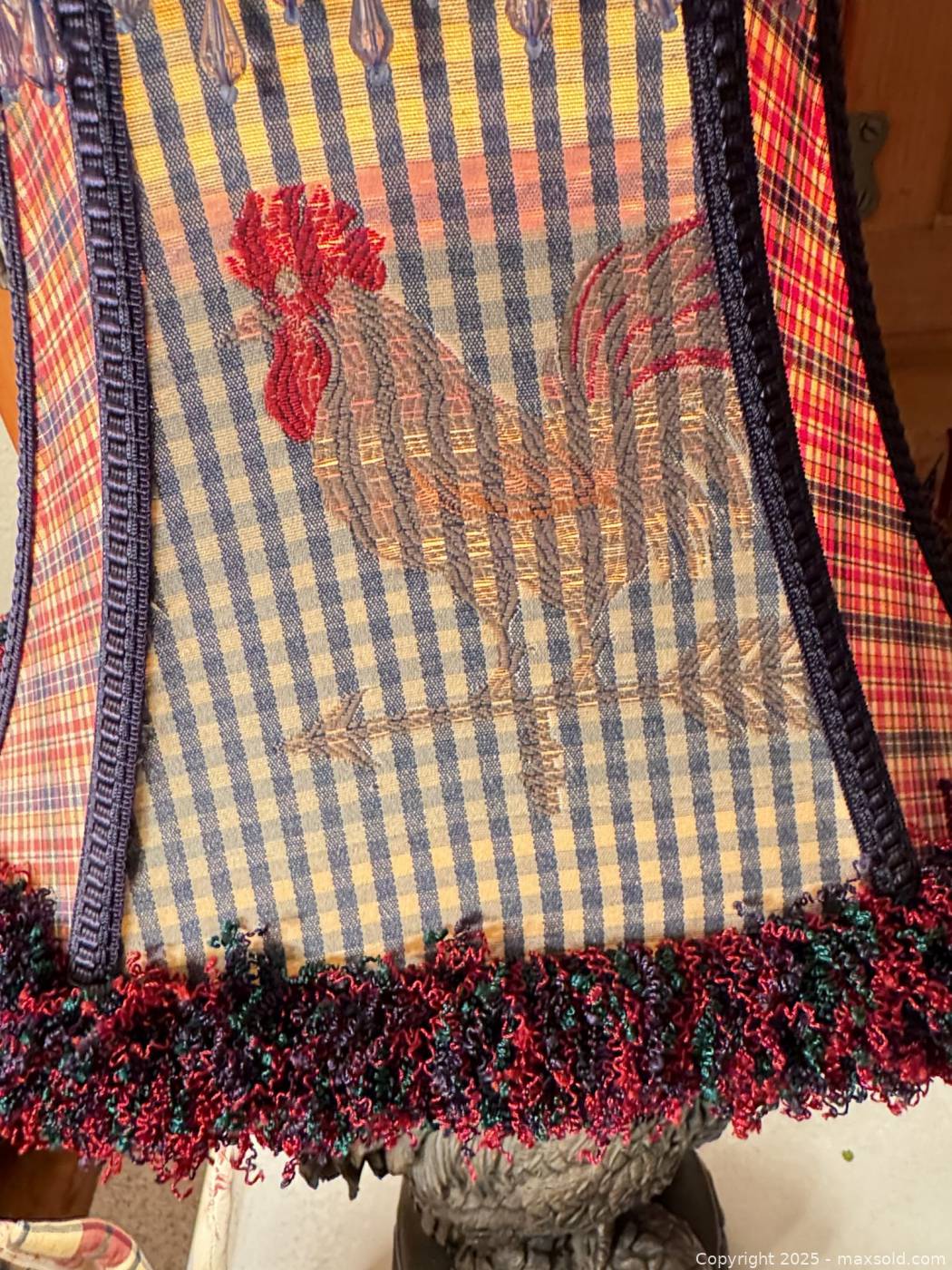 Metal rooster lamp with shade plus 2 quilted rooster figures | Maxsold
