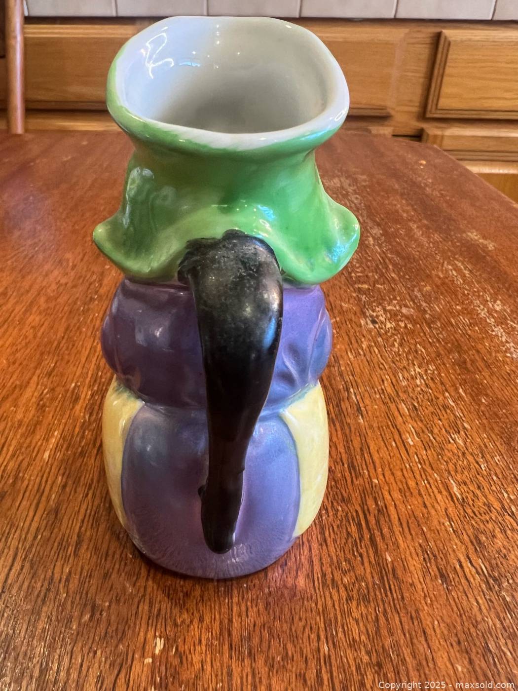 Vintage Toby Jugs And Dutch Girl Creamers | Maxsold