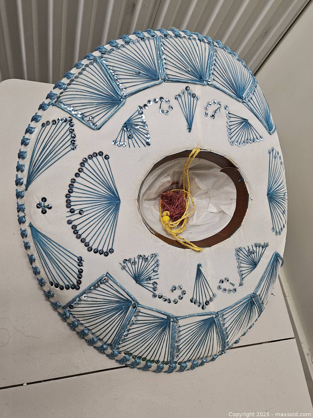 Salazar Mexican sombrero with blue embroidery | Maxsold