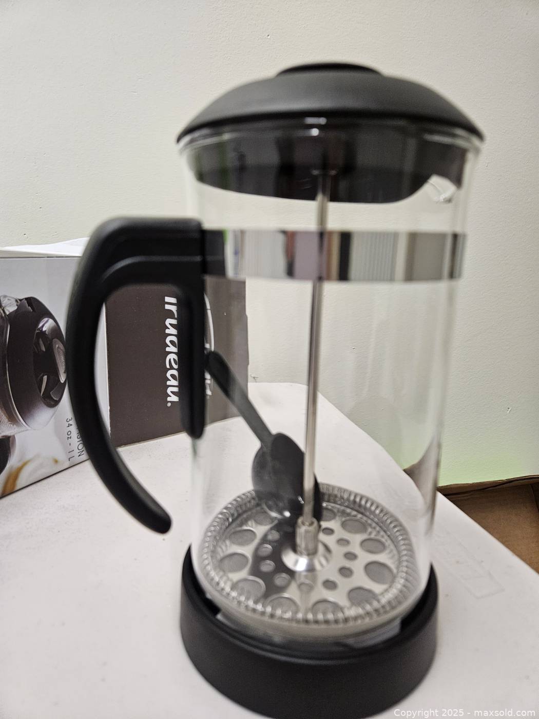 Trudeau 34 oz French press coffee maker | Maxsold