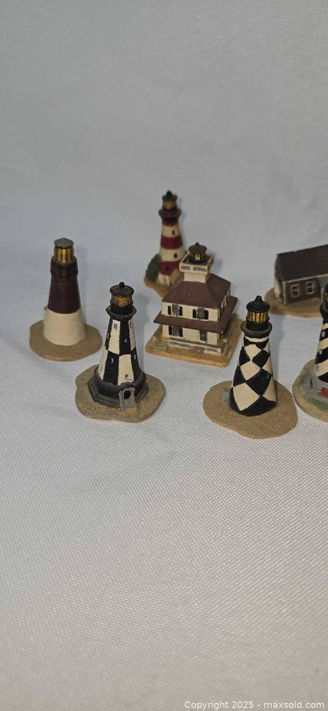 Lenox miniature thimble lighthouses, 10 pcs | Maxsold