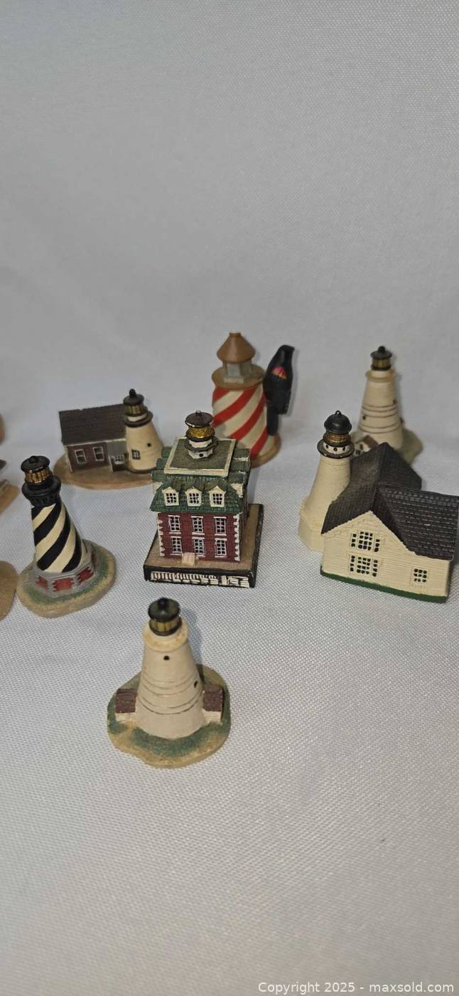 Lenox miniature thimble lighthouses, 10 pcs | Maxsold